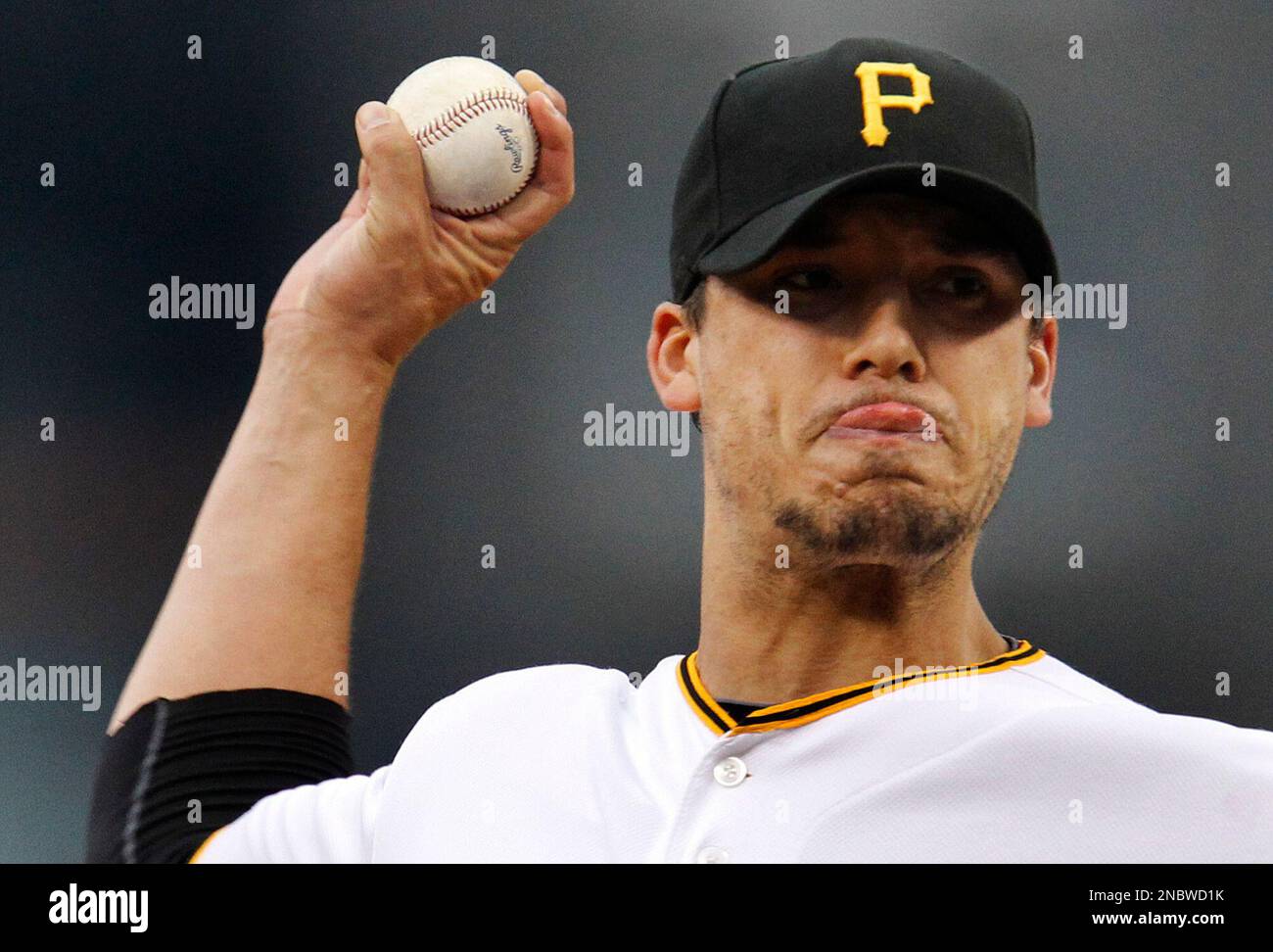 Pittsburgh Pirates pitcher Charlie Morton throws in the first inning ...