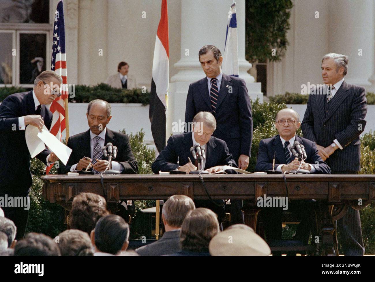 President Jimmy Carter (center) with Israeli Prime Minister Menachem ...