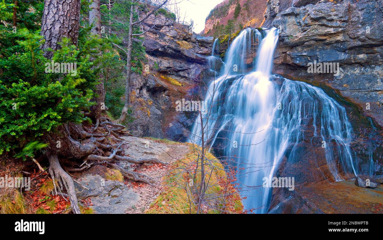 Cascada de Arripas, Arazas River, Ordesa Valley, Ordesa y Monte Perdido ...