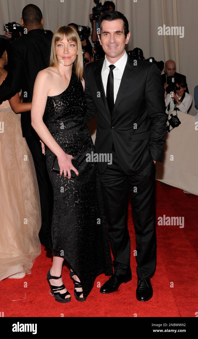 Ty Burrell and wife arrive at the Metropolitan Museum of Art Costume ...