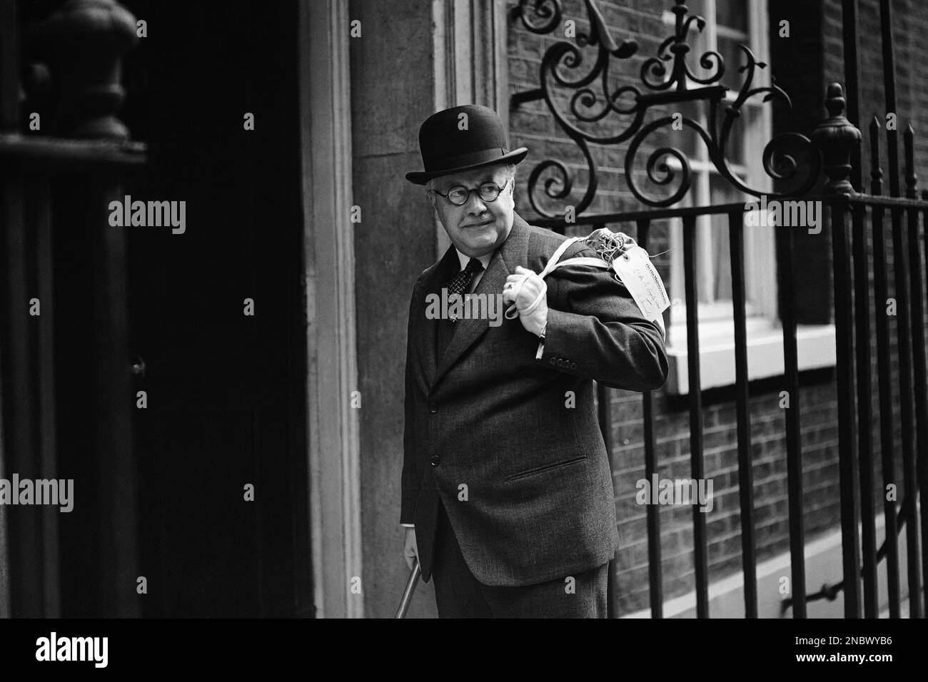 Sir Kingsley Wood, the Air Minister, arrives for a meeting at 10 ...
