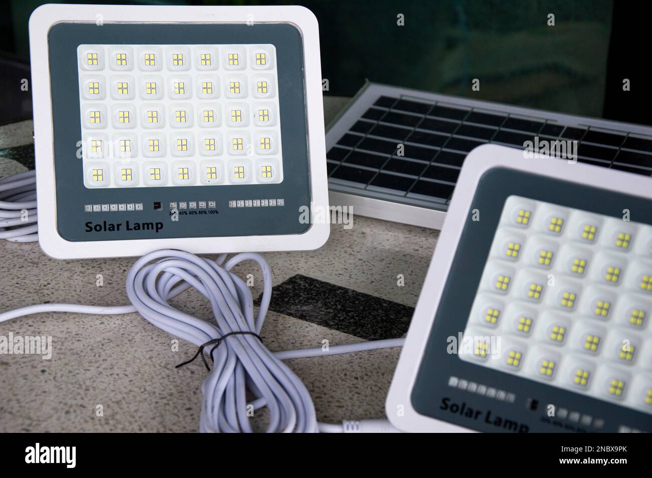 Solar cell light bulbs, clean energy are becoming increasingly popular ...
