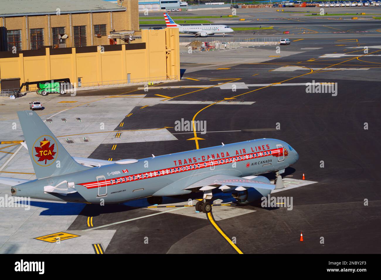 NEW YORK, NY -14 SEP 2022- View of an Airbus A220-300 airplane from Air ...