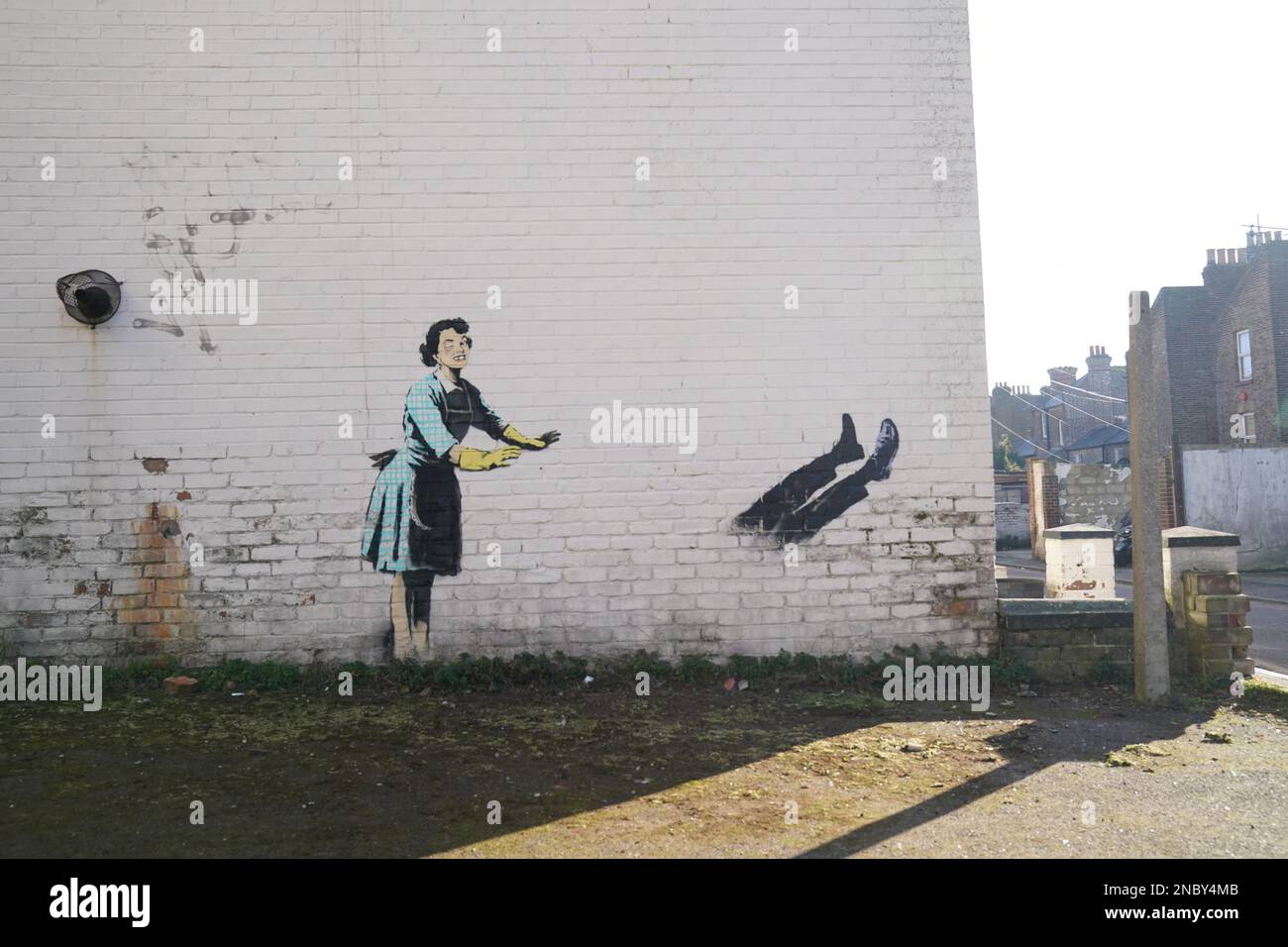 Valentine's day mascara banksy hi-res stock photography and images - Alamy