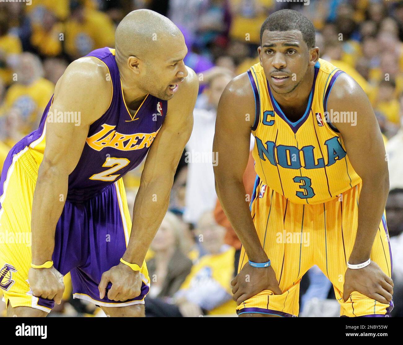Los Angeles Lakers point guard Derek Fisher (2) and New Orleans Hornets ...