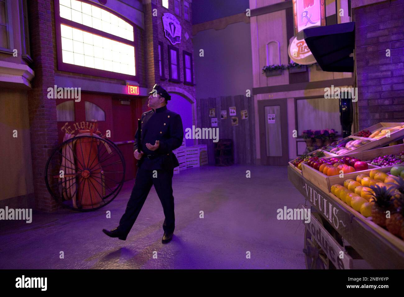FOR STORY LAS VEGAS-MAFIA-TURISMO - An actor playing a beat cop walks ...