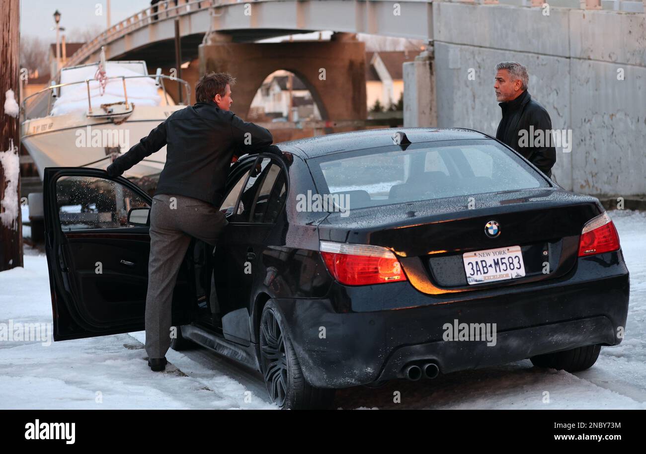 Filming of 'Wolves' in New York City. -PICTURED: Brad Pitt, George ...
