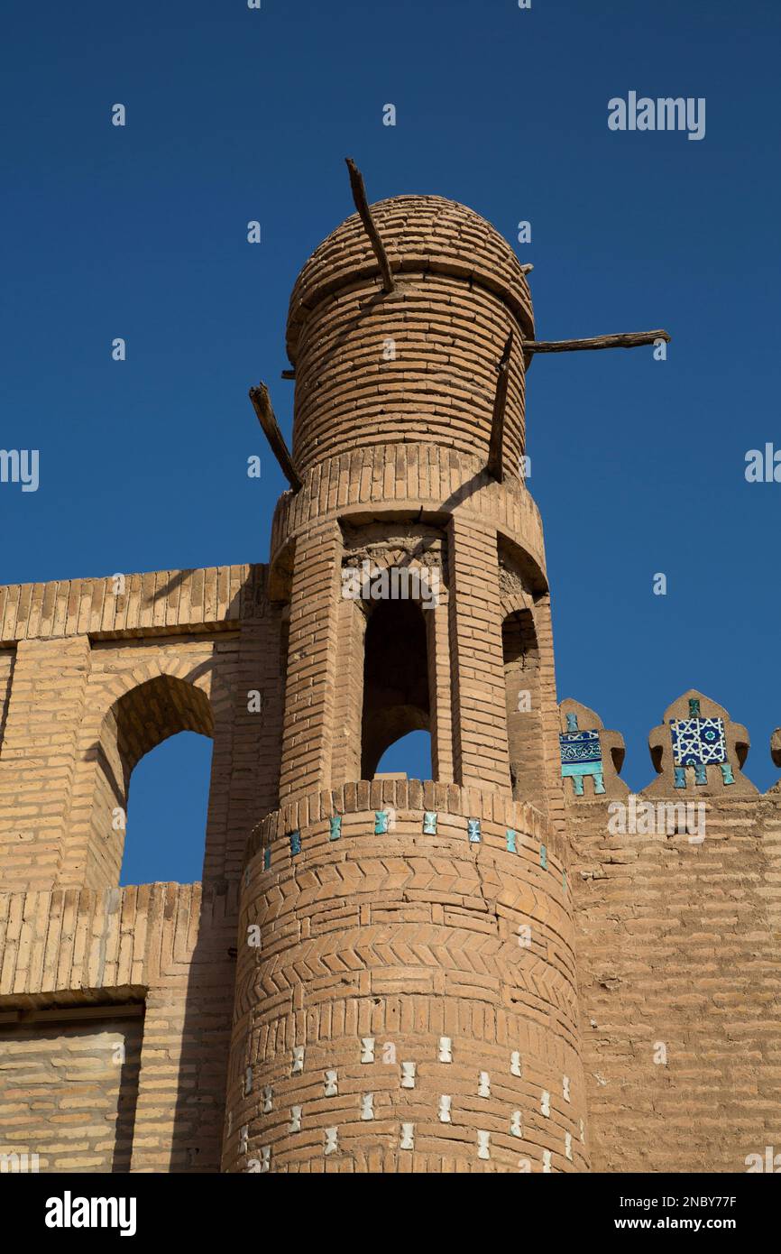 Tower, Outer Wall of Tosh HovIi Palace, Ichon Qala, UNESCO World ...
