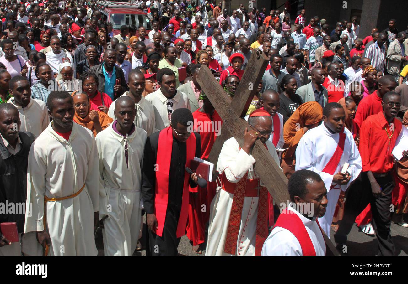 Joined by hundred of Christians, the Head of the Catholic Church in ...
