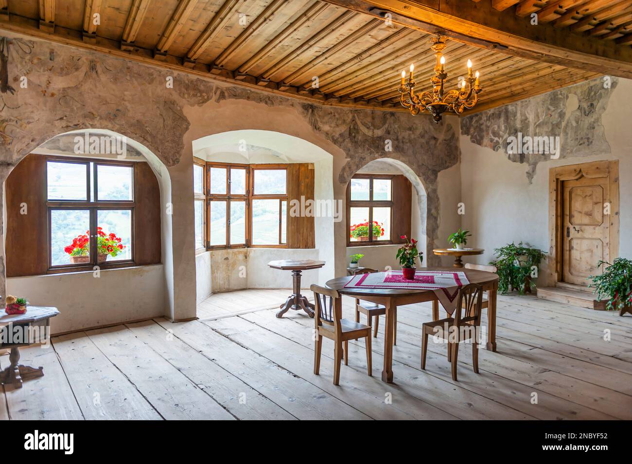 Castel forte trostburg hi-res stock photography and images - Alamy