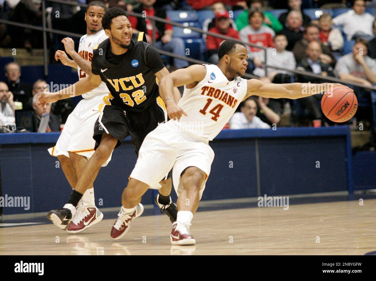Southern California guard Donte Smith (14) in action against Virginia ...