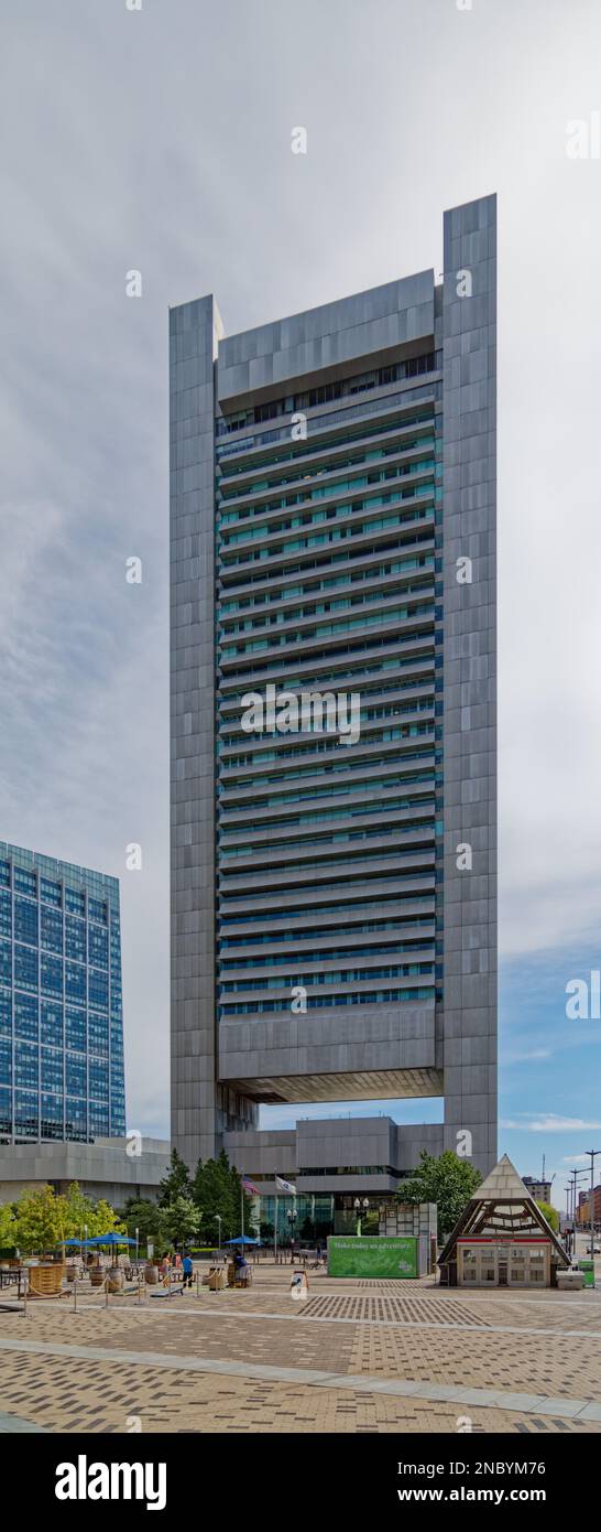 The Federal Reserve Bank of Boston is an aluminum and glass tower ...