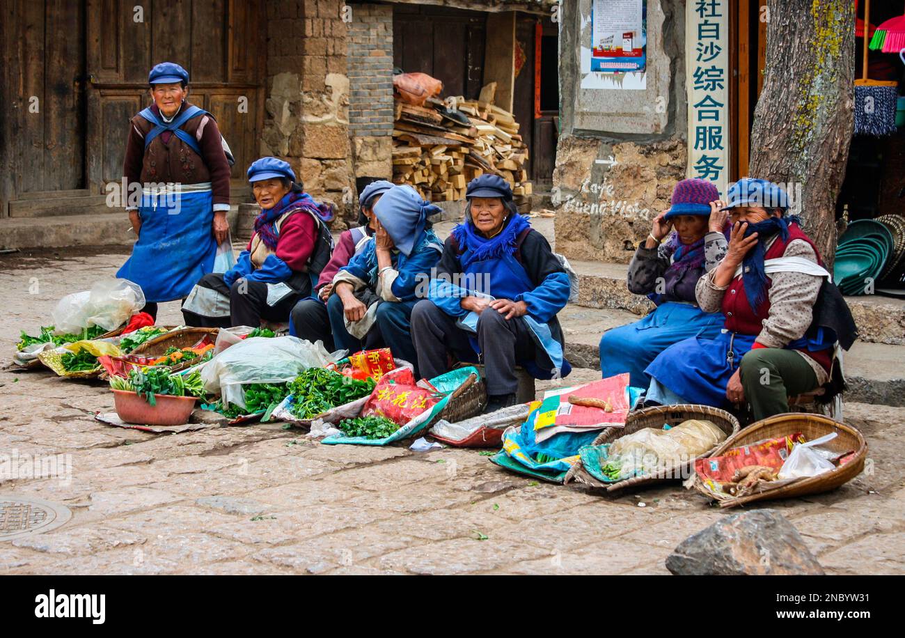 Naxi Ethnic Group in Lijiang, China Stock Photo - Alamy