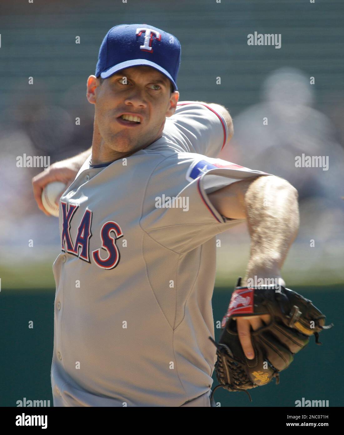 Texas Rangers pitcher Dave Bush throws against the Detroit Tigers in ...
