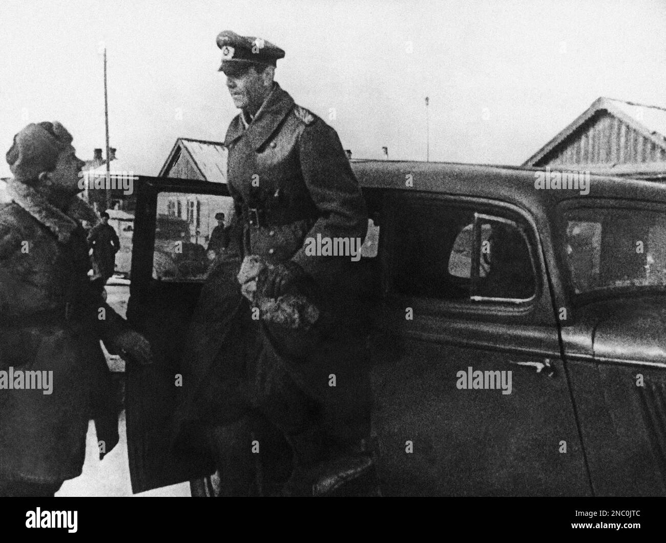 Germany's Field Marshal Friedrich Paulus arrives at Red Army ...