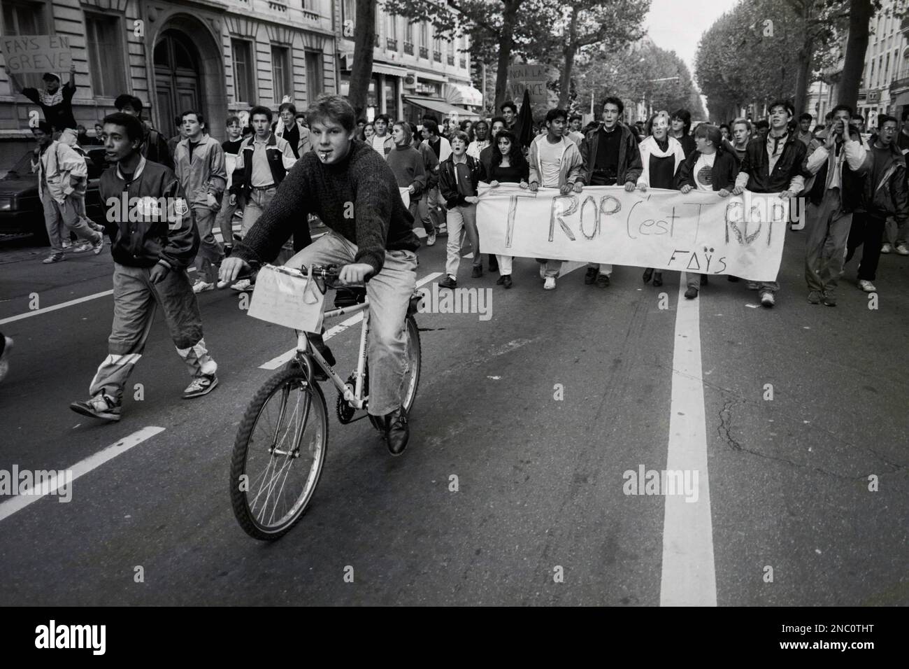 Archives 90ies: Pupils protest against violences at school, Lyon ...