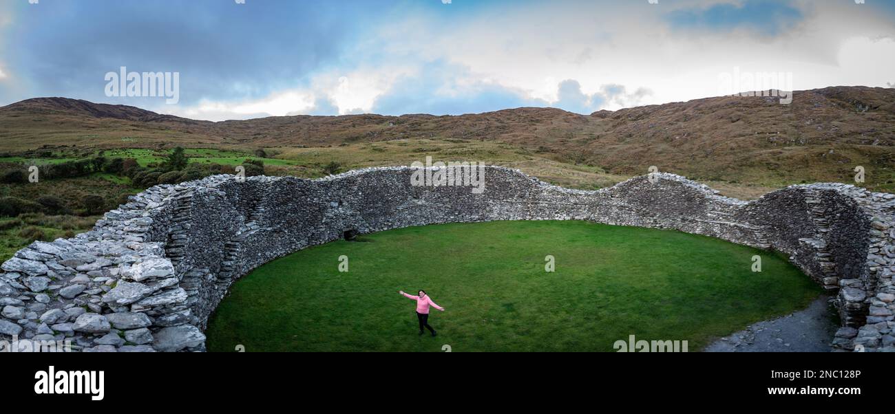 Staigue Ring Fort, largest and finest stone fort in Ireland, early AD ...