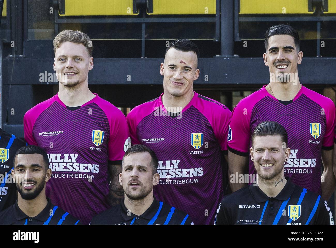 WAALWIJK - 14-02-2023. Mandemakers stadion, RKC, RKC keeper Etienne ...