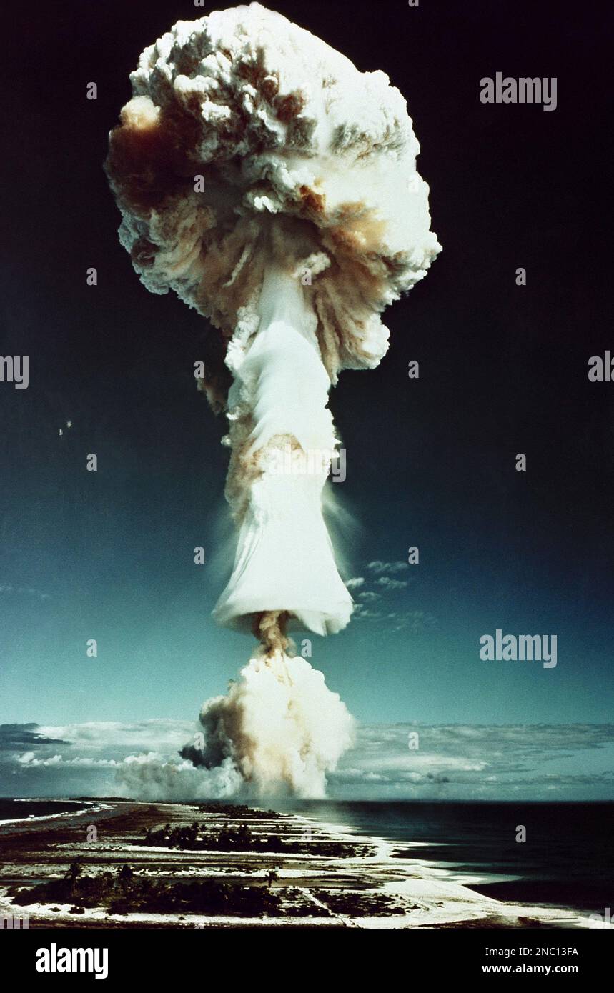 French atomic test explosion at the South Pacific Mururoa Atoll, France ...