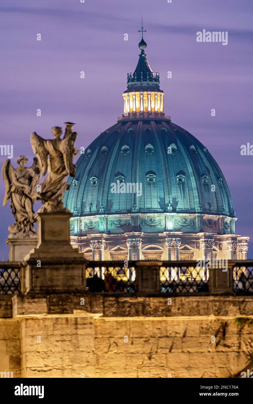 Rome italy Dome of St. Peter Stock Photo - Alamy