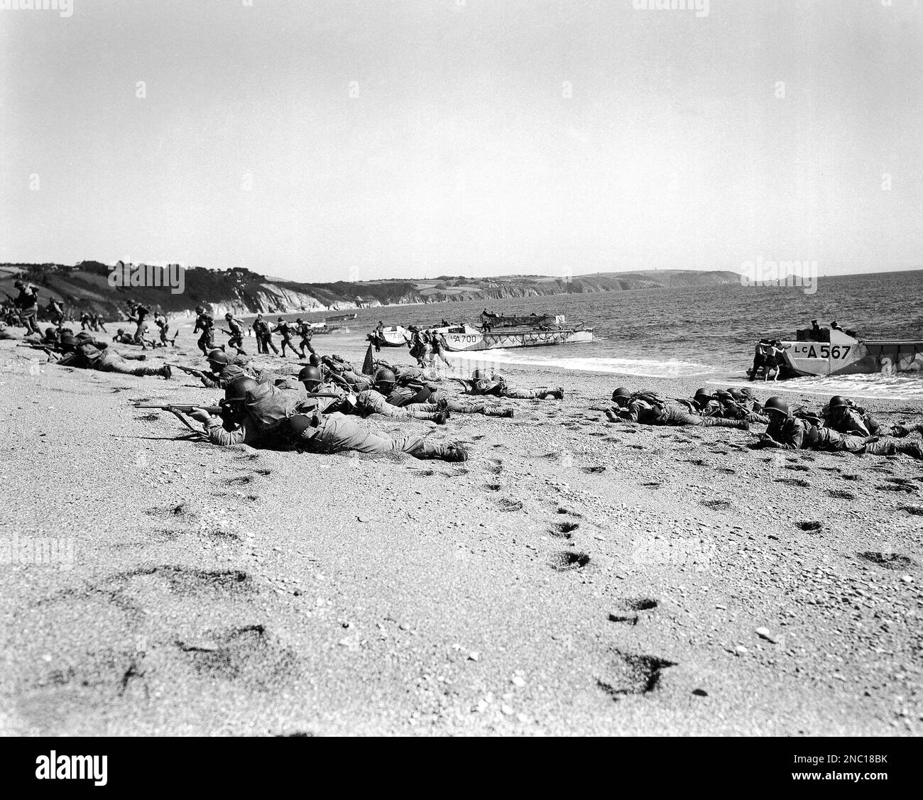 American soldiers establishing a beachhead on April 25, 1944, after ...