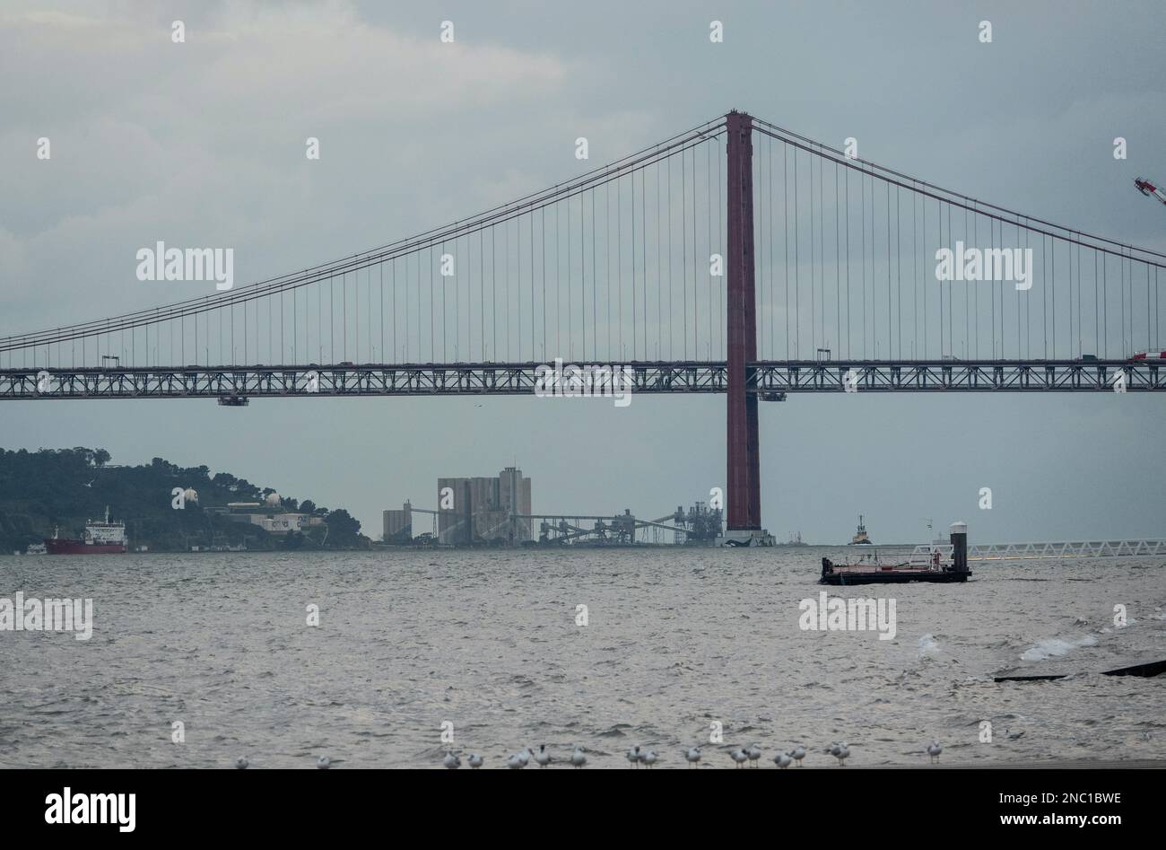 April 25 Bridge in Lisbon Stock Photo - Alamy
