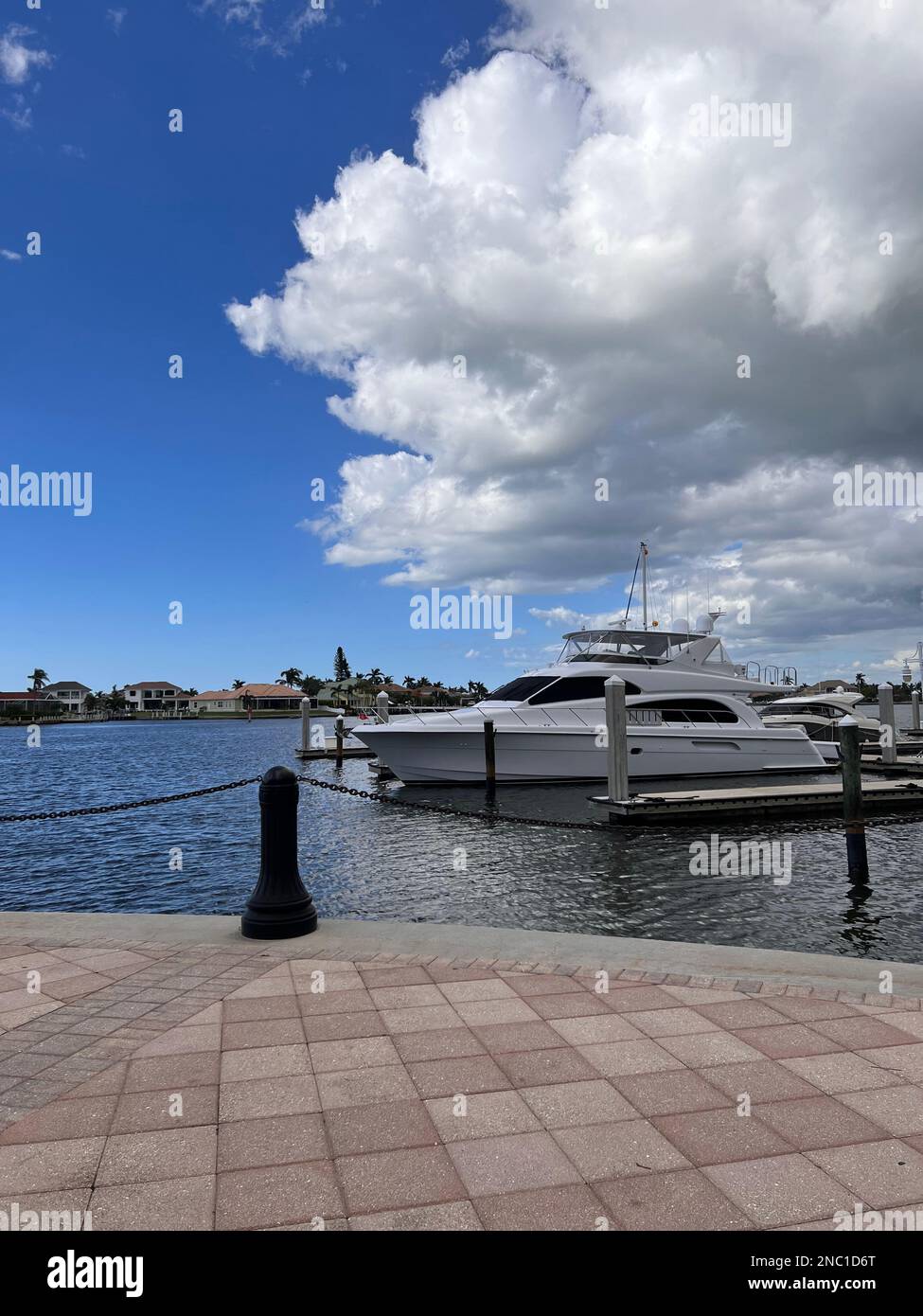 Palm beach town docks hi-res stock photography and images - Alamy