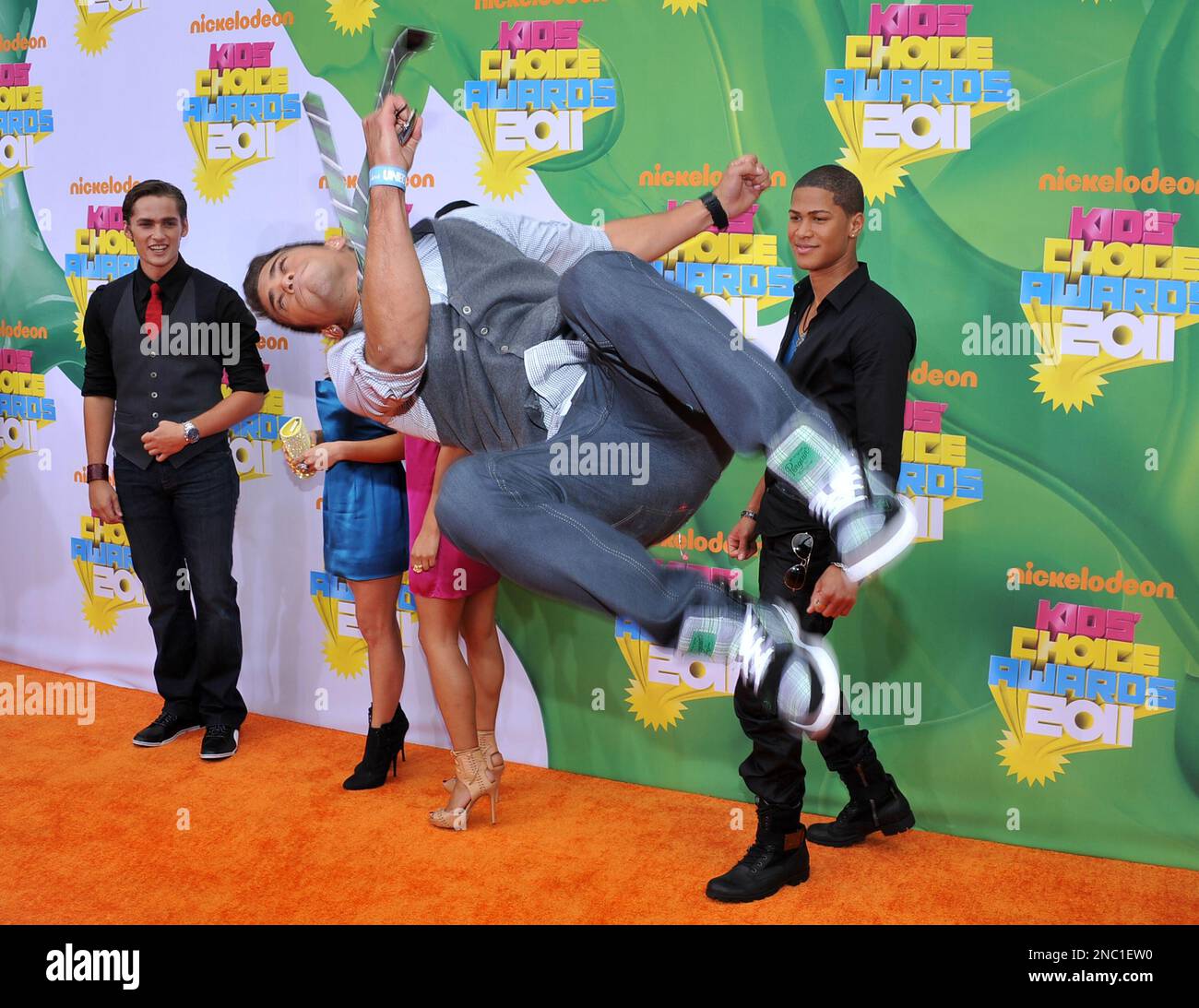 Power Rangers Samurai cast arrives at Nickelodeon's 24th Annual Kids ...
