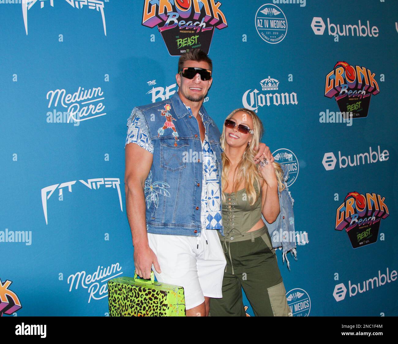 Numerous celebrities and fans come together for Rob Gronkowski''s pre ...