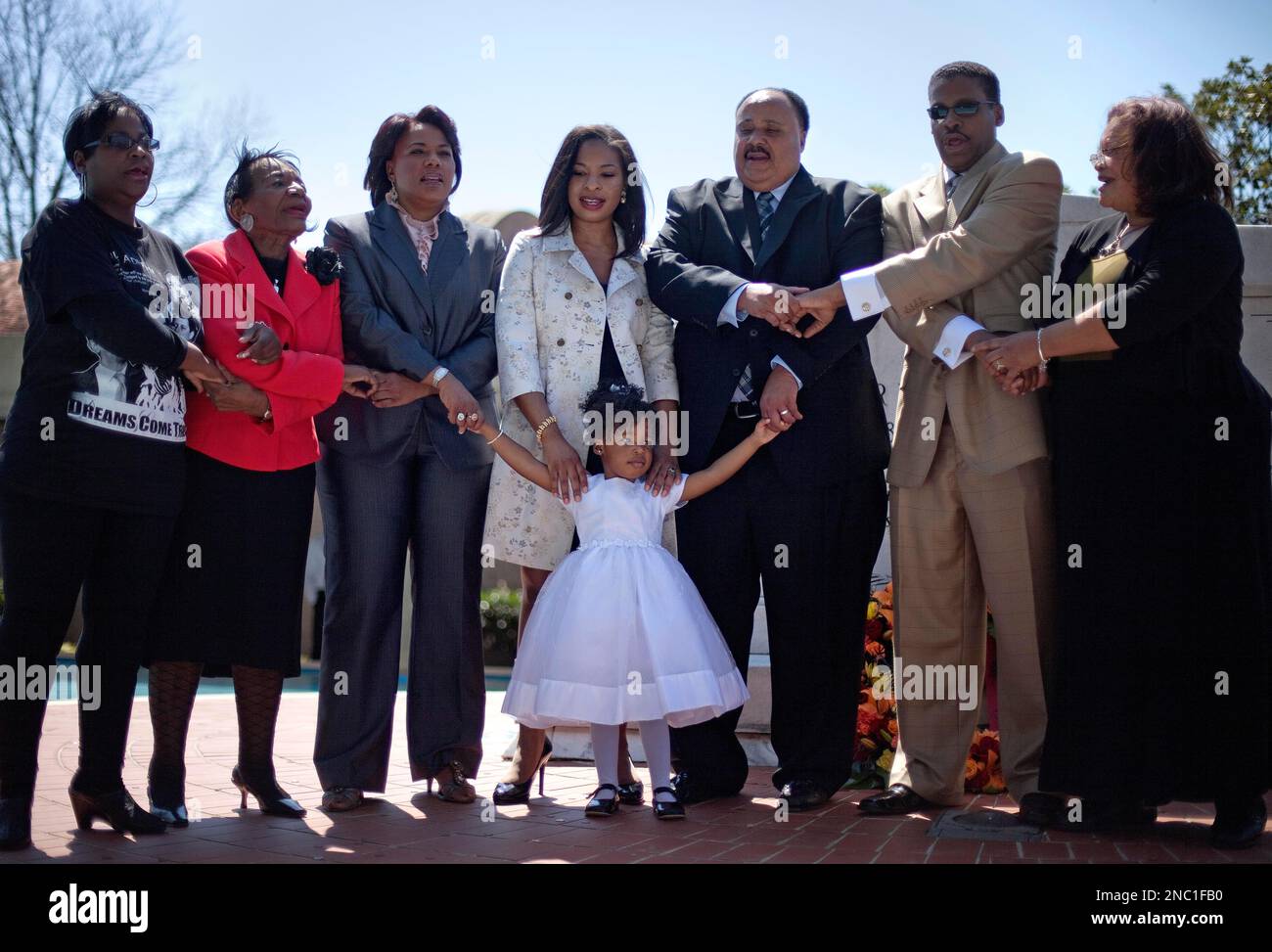 Members of the King family from left, Angela Farris, niece of Dr ...