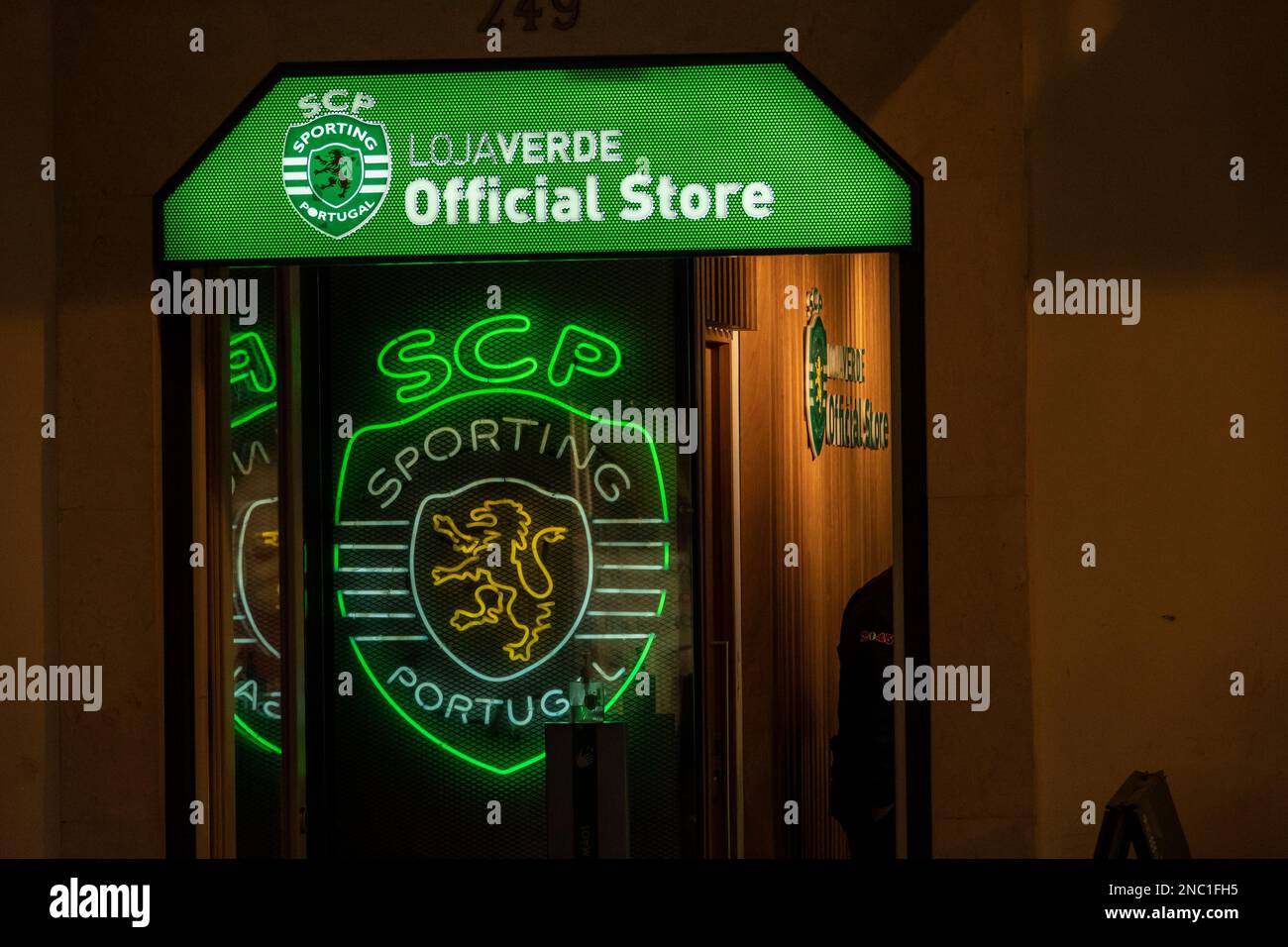 Sporting lisbons loja verde store hi-res stock photography and images ...