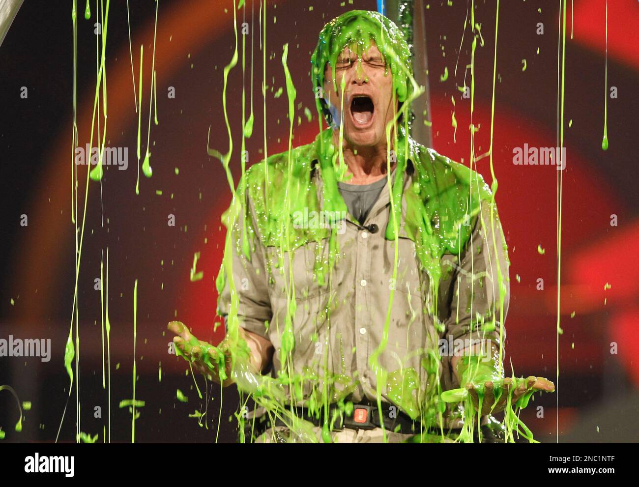 Actor Jim Carrey gets slimed on stage at Nickelodeon's 24th Annual Kids ...