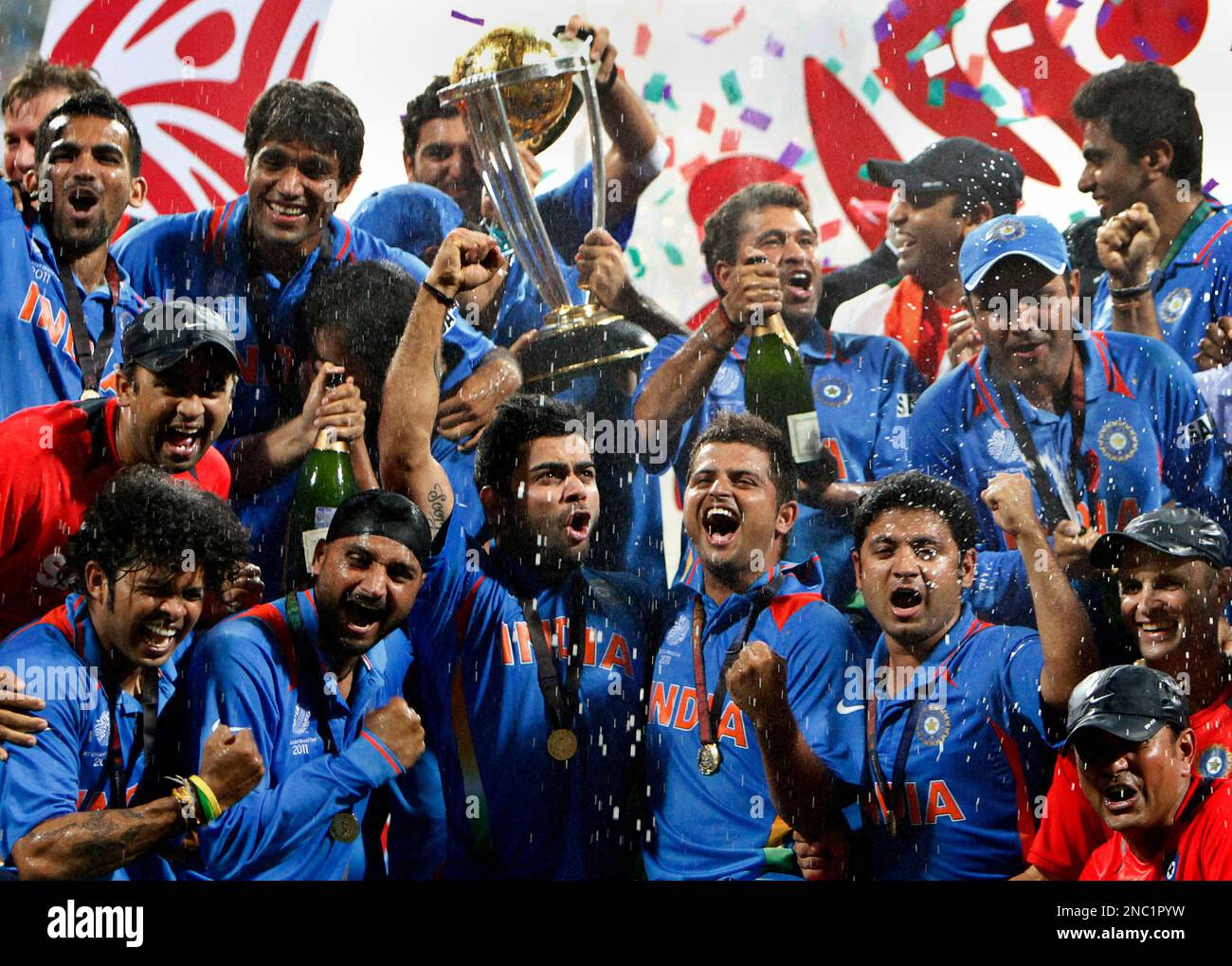 Indian Cricket Players Wallpapers 2011