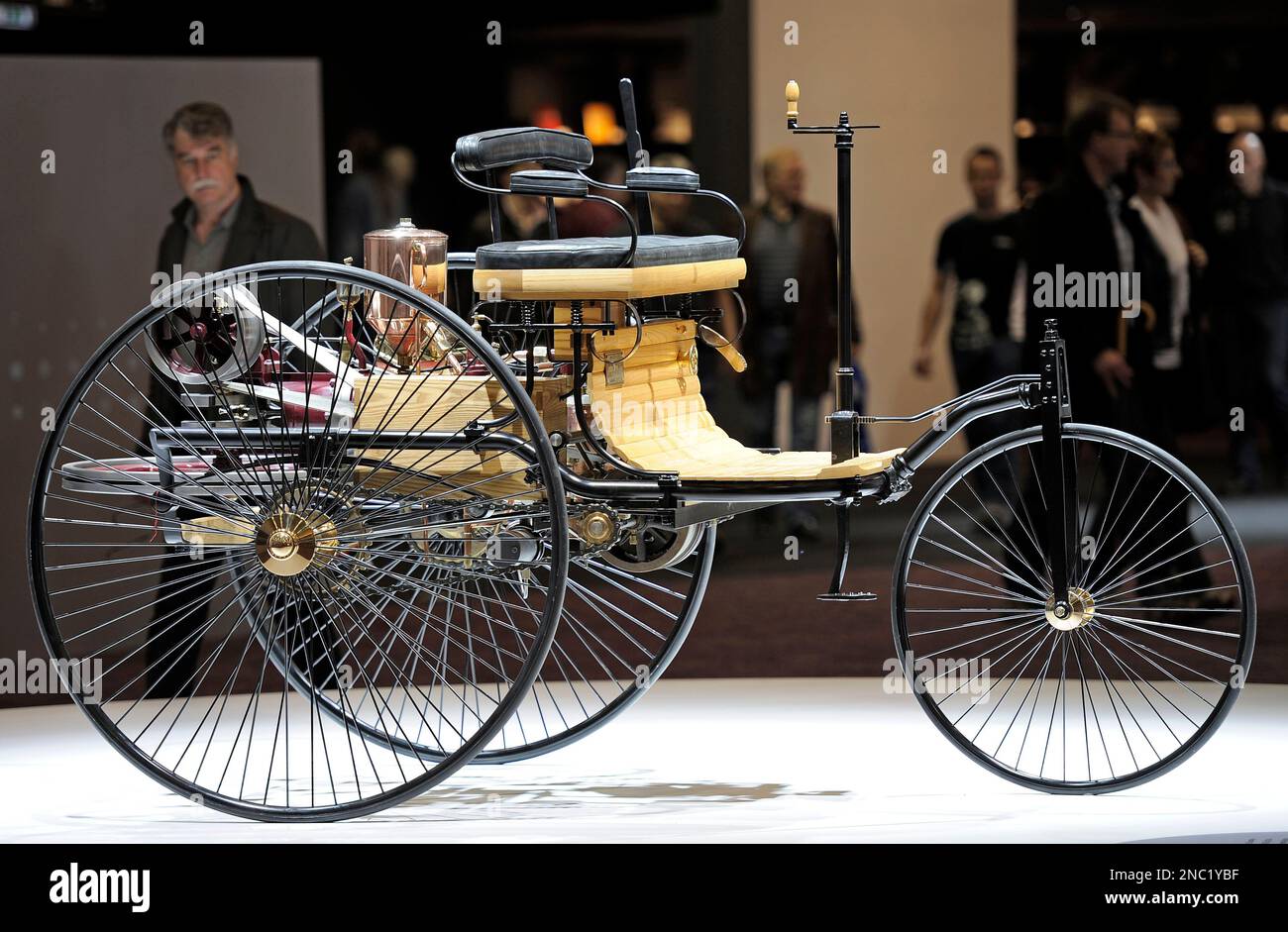 First daimler benz car hi-res stock photography and images - Alamy