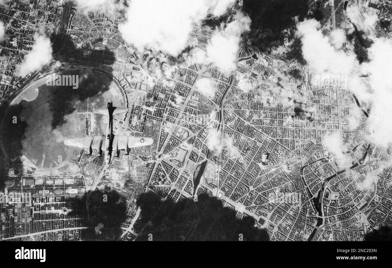 Large forces of the U.S. 8th AAF B-24 Liberators and B-17 Flying ...