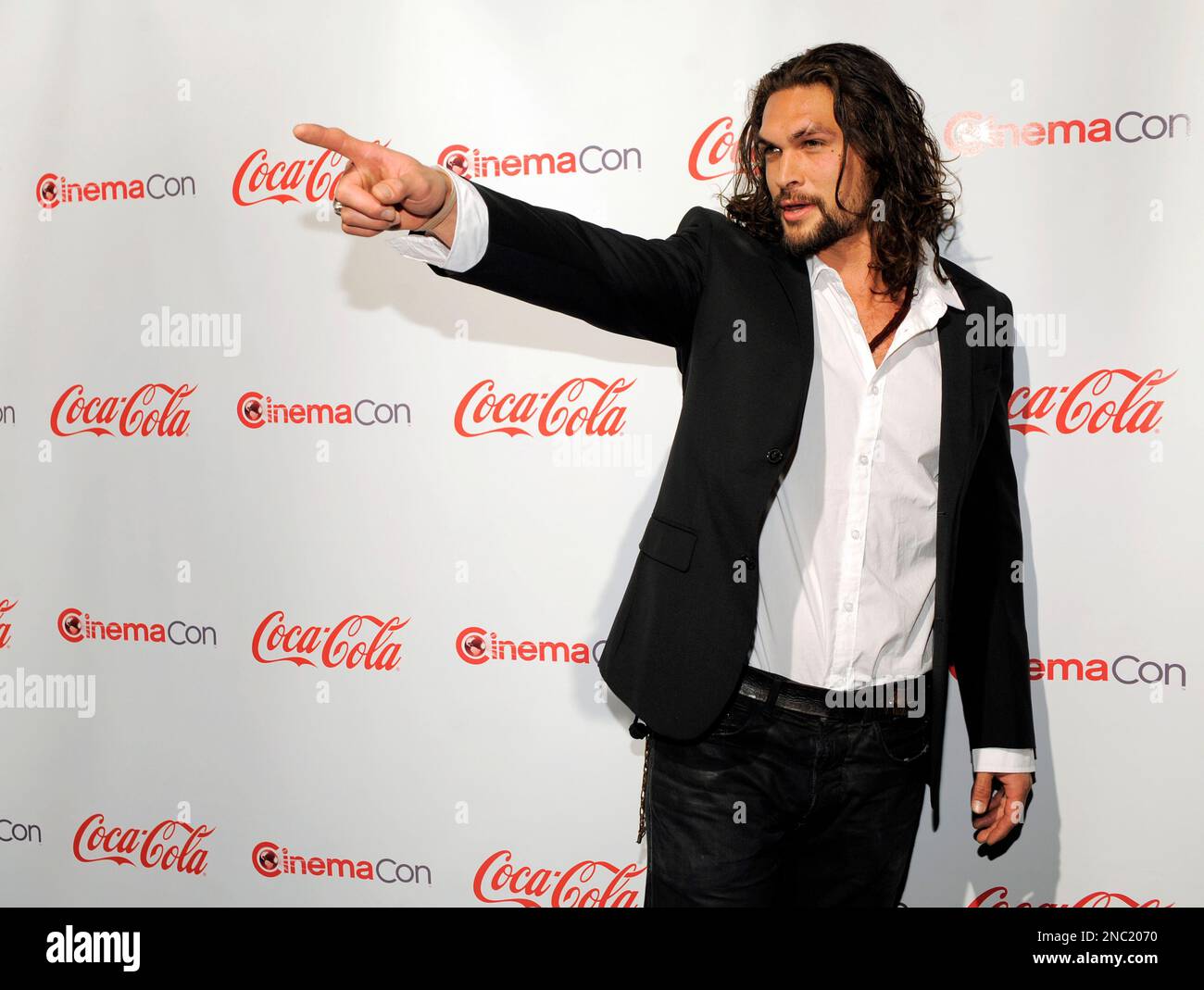 Jason Momoa, recipient of the Male Rising Star of 2011, arrives for the ...