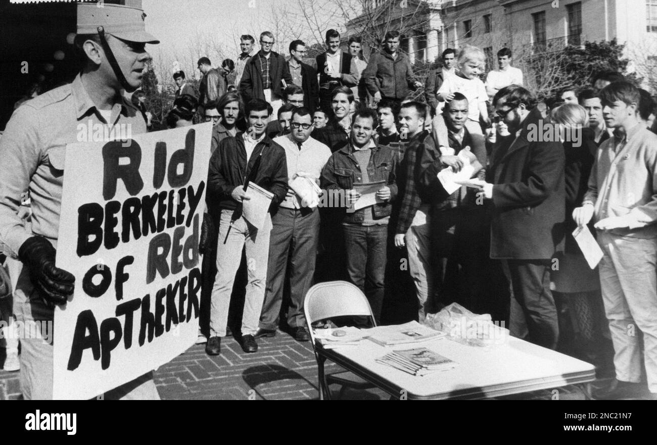 Self-styled American Nazi Allen Lee Vincent of Arlington, Va., harangues a crowd of students on ...