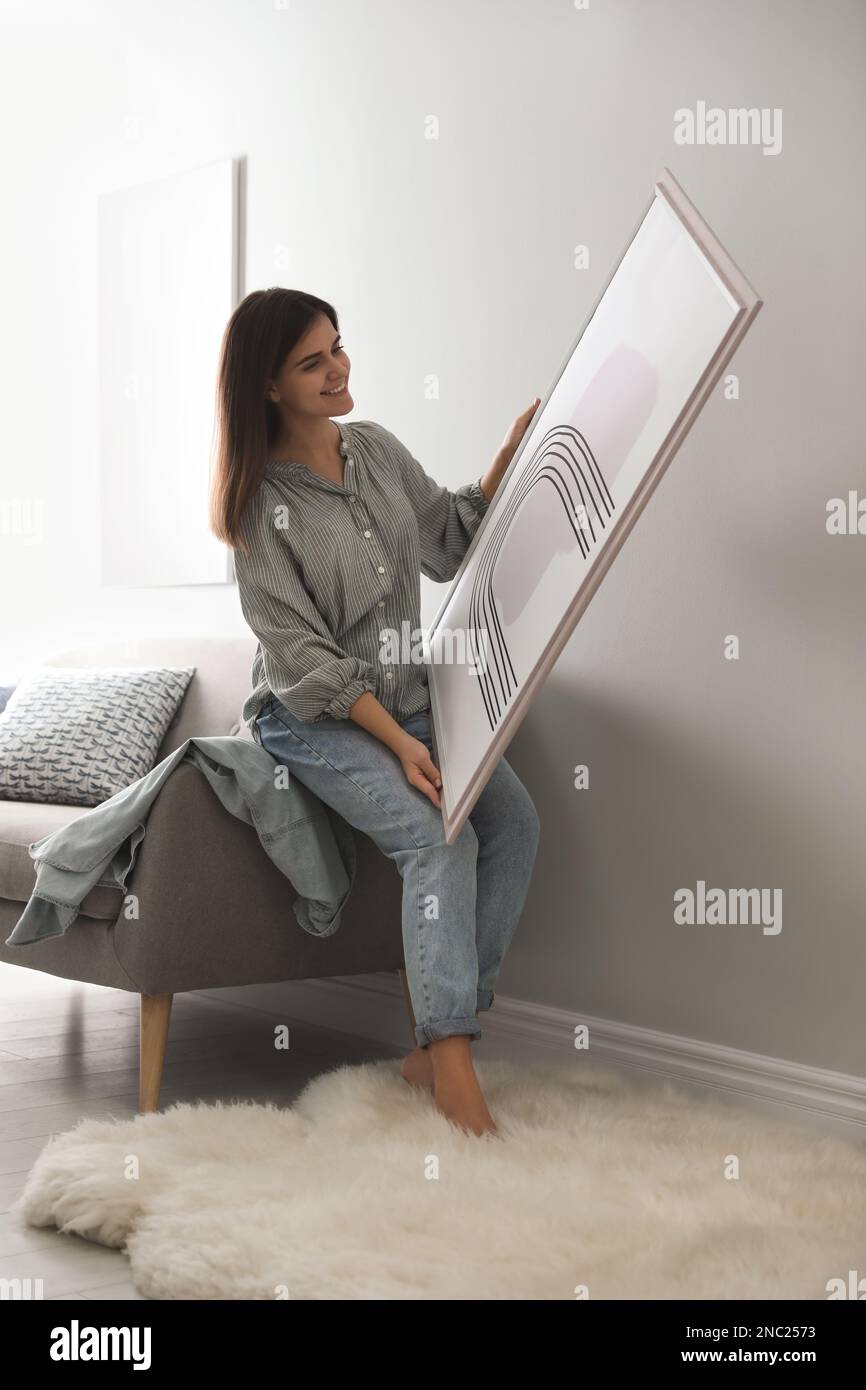 Picture near wall hi-res stock photography and images - Alamy