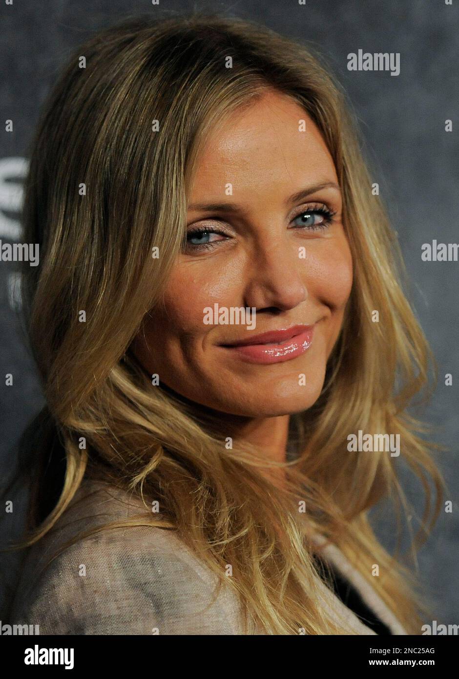 Actress Cameron Diaz, recipient of CinemaCon's Female Star of the Year ...