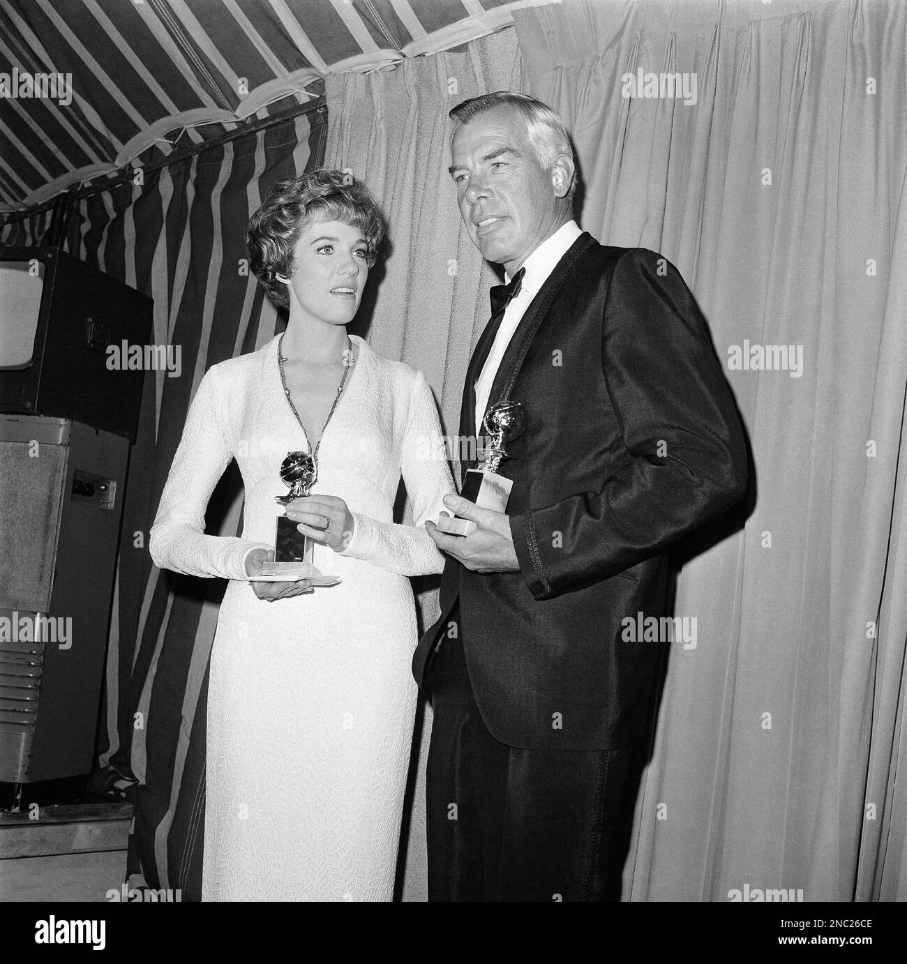 Julie Andrews and Lee Marvin with their Golden Globes for best actress ...