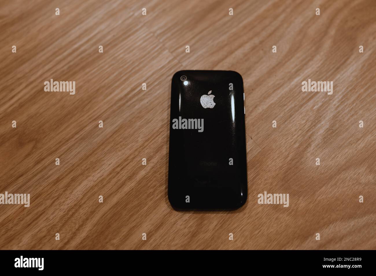 Apple computer old and new hi-res stock photography and images - Alamy