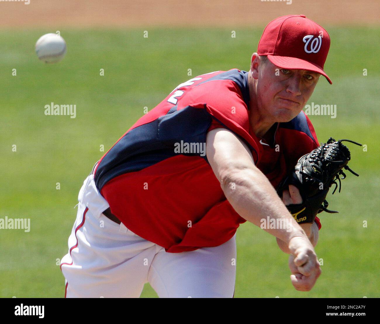 Washington Nationals pitcher Jordan Zimmermann throws a pitch in the ...