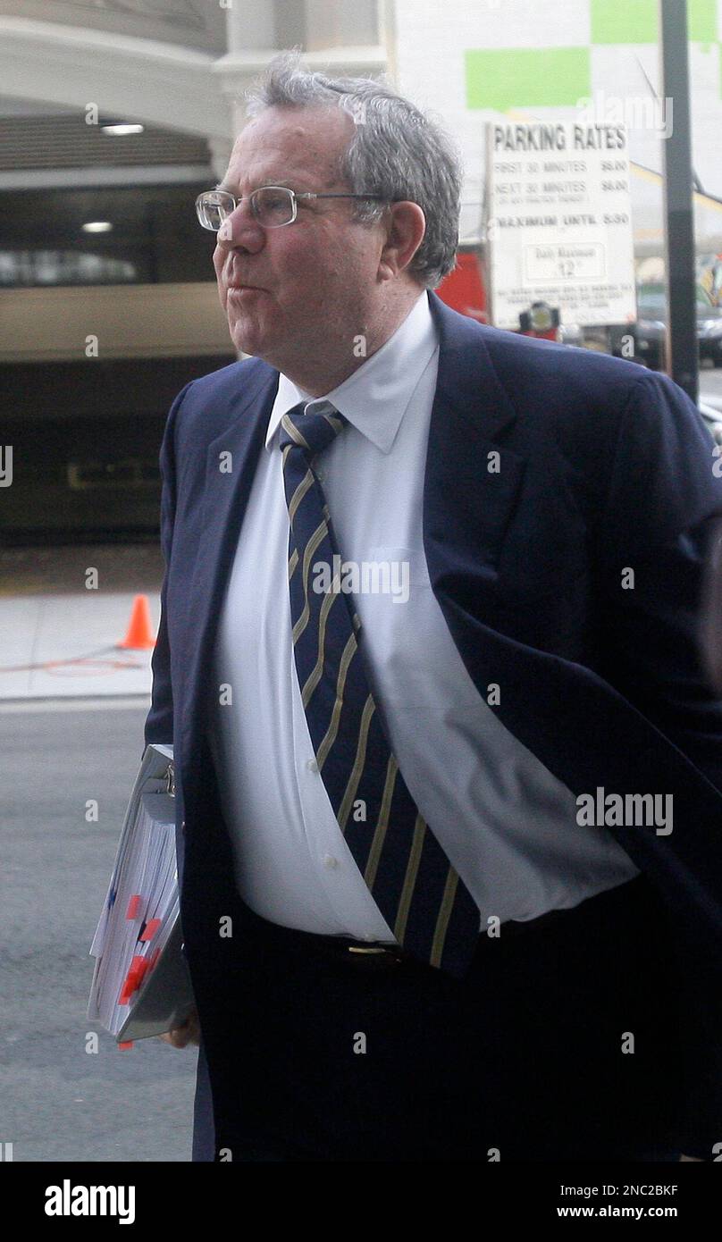 Allen Ruby, an attorney for former baseball player Barry Bonds arrives ...