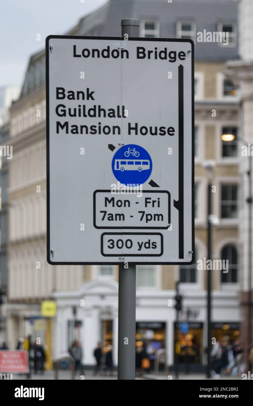 A street sign in London directs traffic towards London Bridge, Bank ...