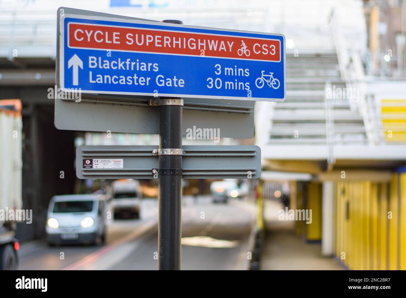 Lancaster gate bike hi-res stock photography and images - Alamy