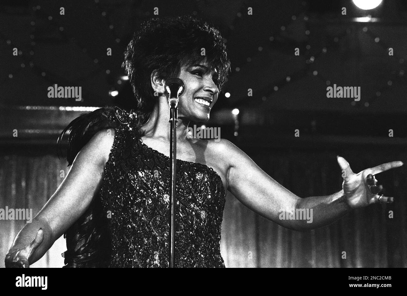 Welsh singer Shirley Bassey performs on April 29, 1987 in Berlin ...