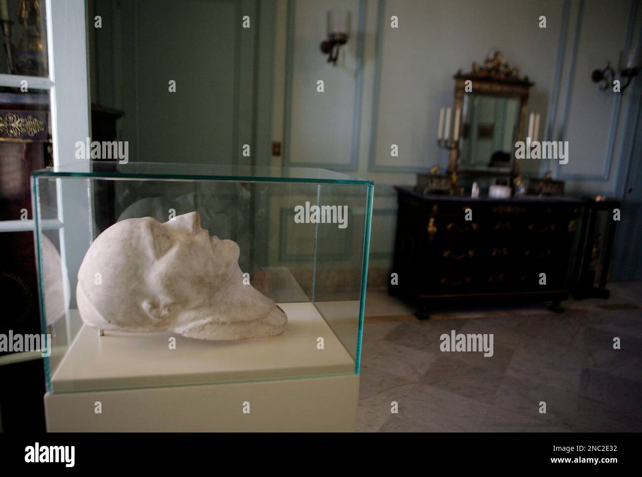Napoleon Bonaparte's death mask is on display at the newly renovated ...