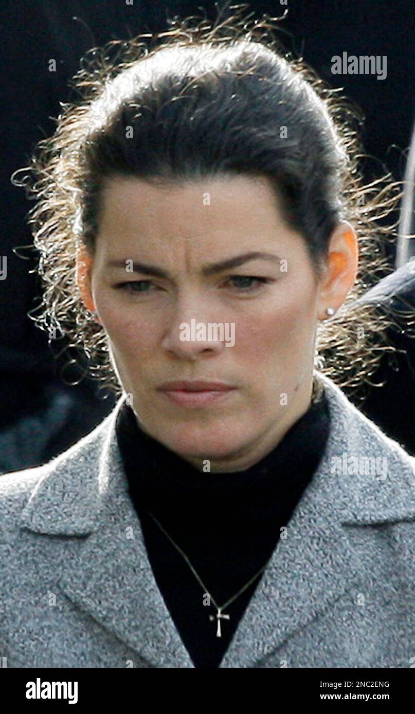 In this Jan. 28, 2010 photo, Olympic figure skater Nancy Kerrigan ...