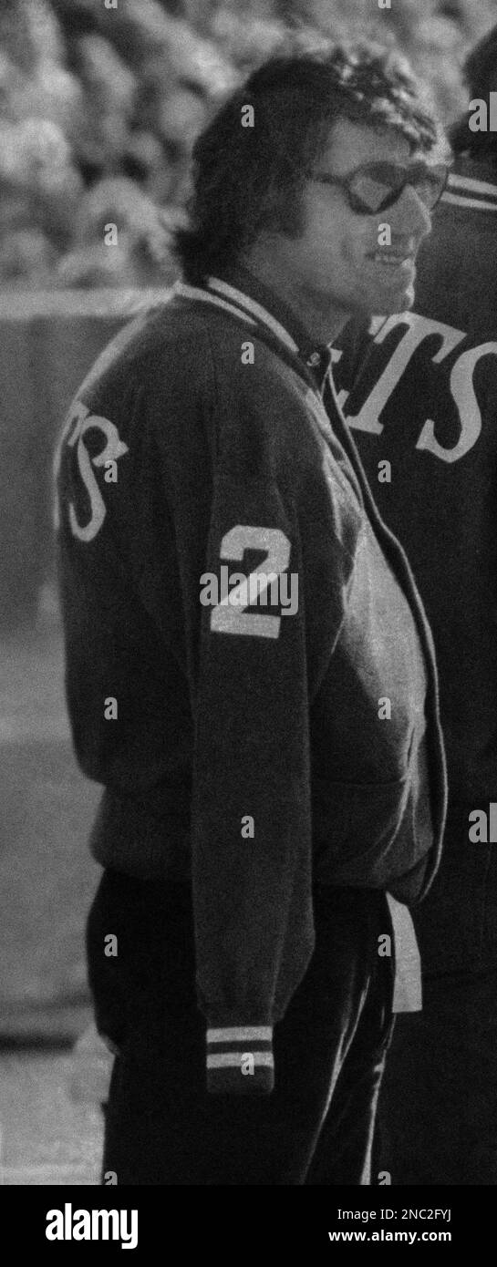 Jets’ injured quarterback Joe Namath watches from the sidelines as his ...