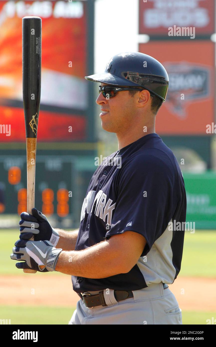 New York Yankees' Mark Teixeira waits to hit before a spring training ...